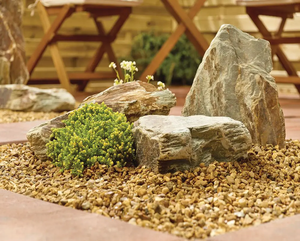 Rustic Slate Rockery (2 for £10)